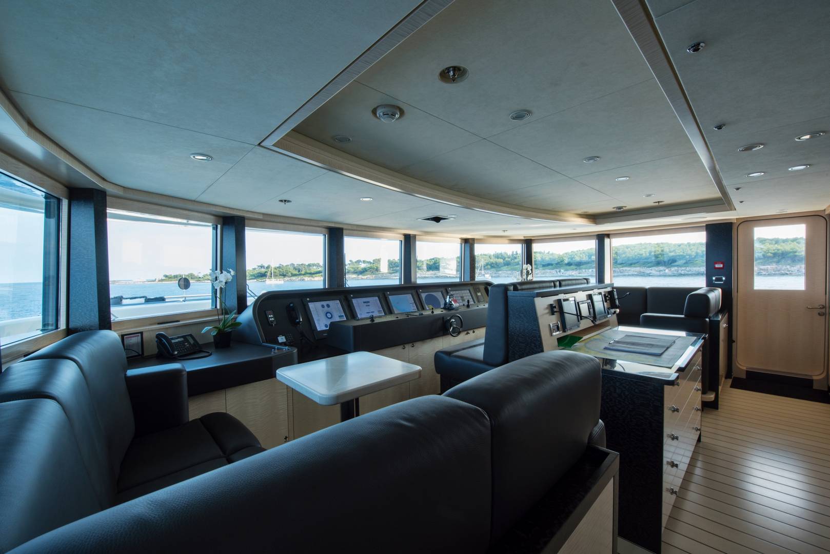 Station Image Gallery - Helm Station - Helm Station – Luxury Yacht ...